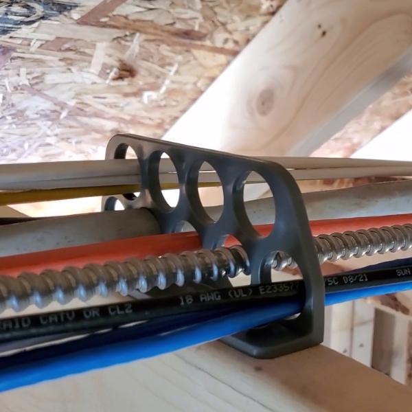 Cable Chase - Wire Bracket - Rack-A-Tiers